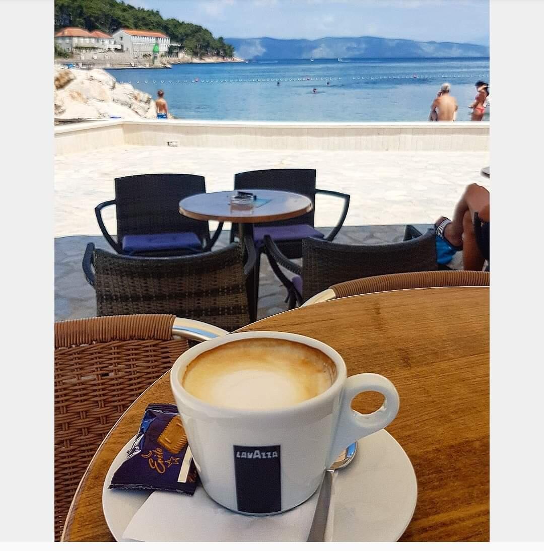 Café-bar „Mare Croaticum” | Visit Jelsa.