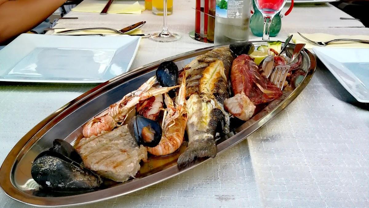 Kalina, Restaurant and café-bar | Visit Jelsa.