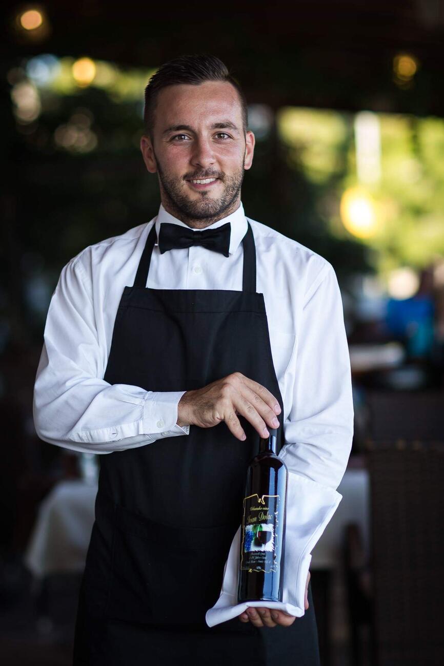 RESTAURANT SLAVINKA | Visit Jelsa.